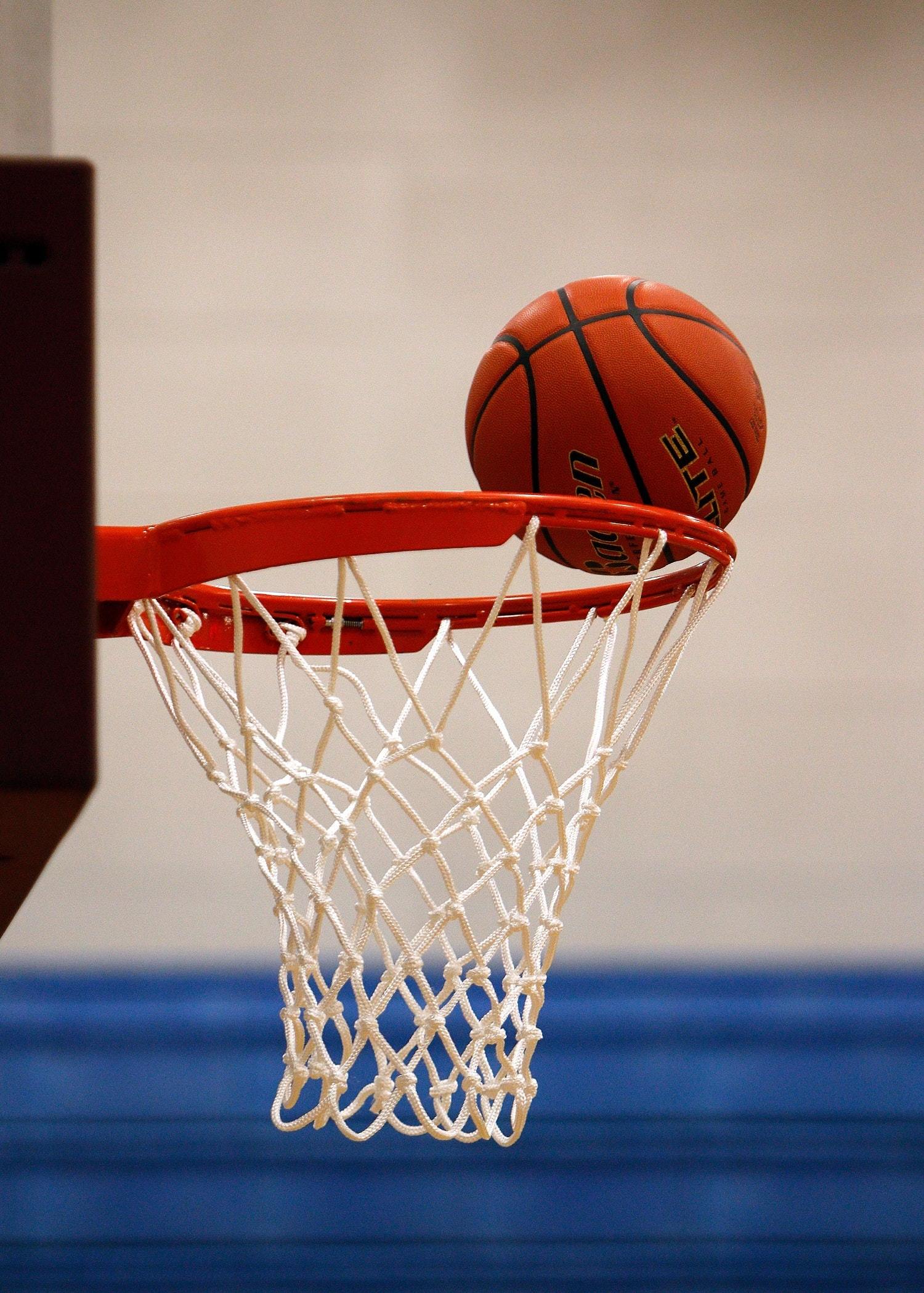 Tips to Surviving Life as a Sports Mom – What a Crock Fundraising